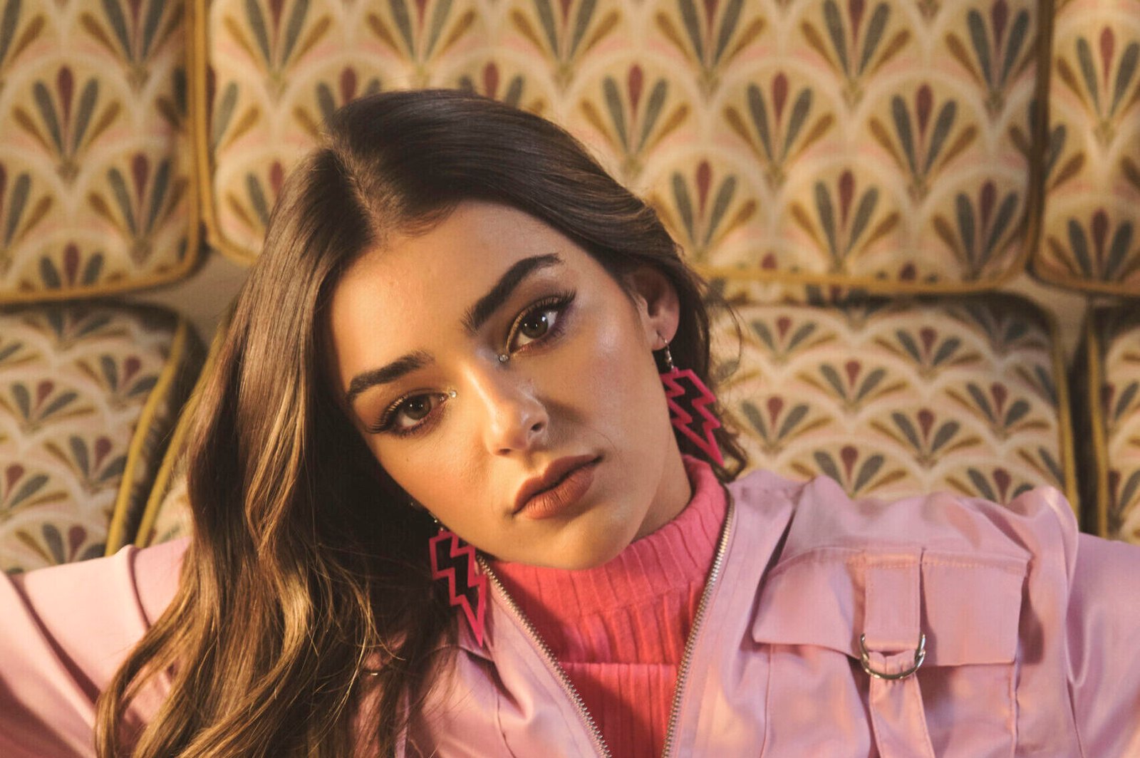 ADRI lanza su nuevo single "Háblame claro" - Lo Mas Escuchado